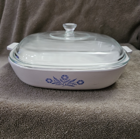 Corningware | Dining | Corning Ware Dish | Poshmark